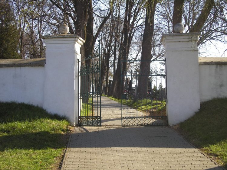 Cintorín Veľká - Správa mestských cintorínov Poprad